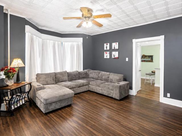 222 S 2Nd Street