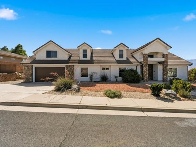 222 S Valley View Dr, Hurricane, UT 84737