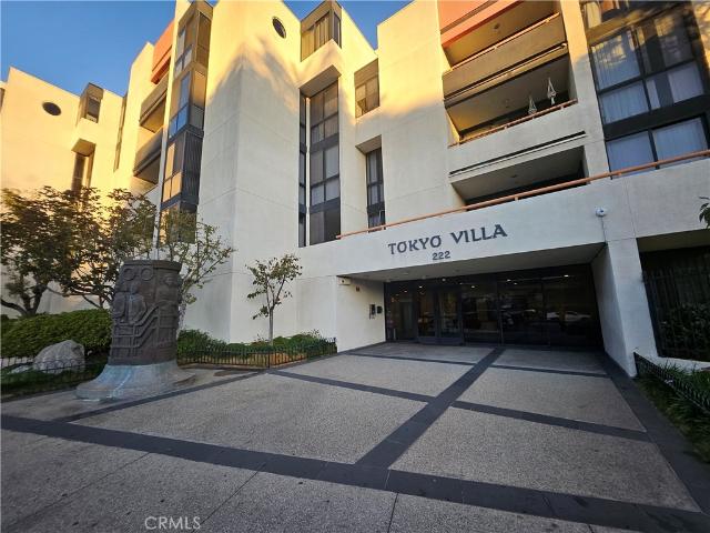 222 S Central