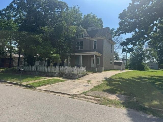 222 S Oklahoma Ave, Shawnee, OK 74801