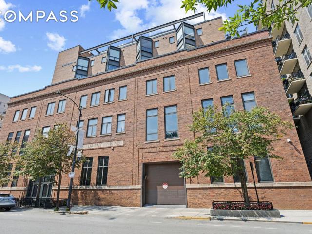 222 S Racine Ave 403, Chicago, IL