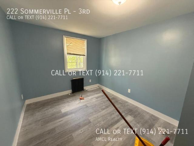 222 Sommerville Pl Yonkers, NY 10703