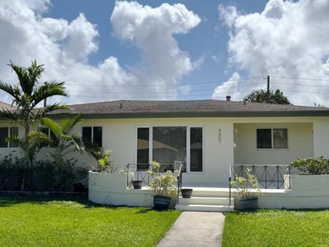 222 SE 2nd Ter, Dania Beach, FL 33004