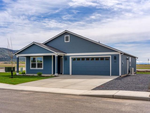 222 SE Peppermint Loop Unit 19, Culver, OR 97734