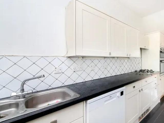 222 Sheen Lane, London, SW14 8LB, United Kingdom | 3 bed house for rent #167548229 | Rentberry
