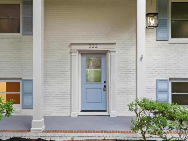 222 Sherwood Circle