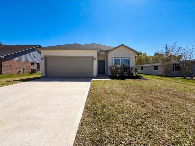 222 Spruce Lake Rd, Houston, TX 77336