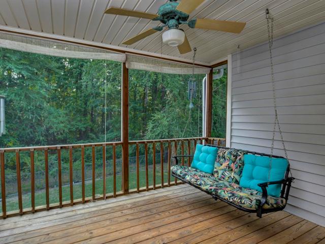222 Red Leaf Court