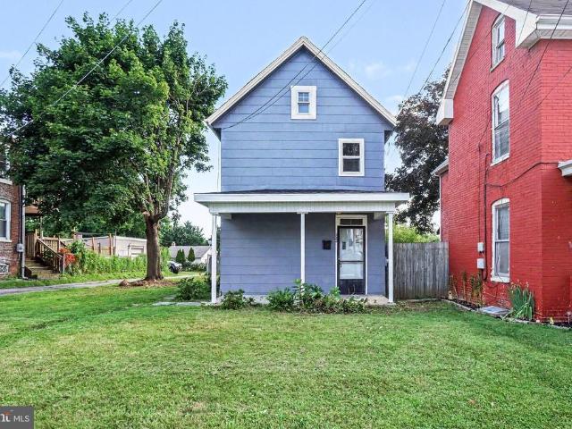 222 W 4Th St