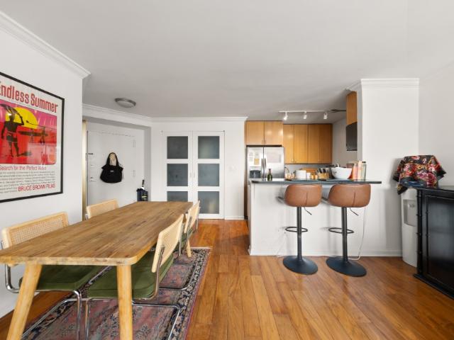 222 W 14th Street 11F