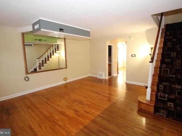 222 W Colonial Street