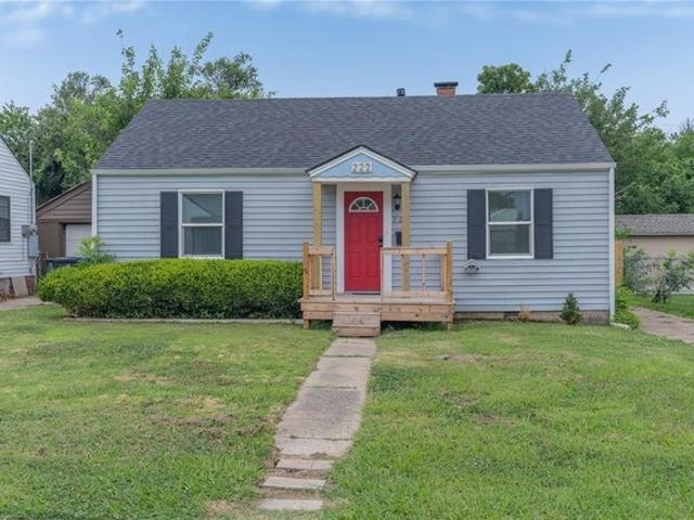 222 W Ercoupe Dr, Oklahoma City, OK 73110