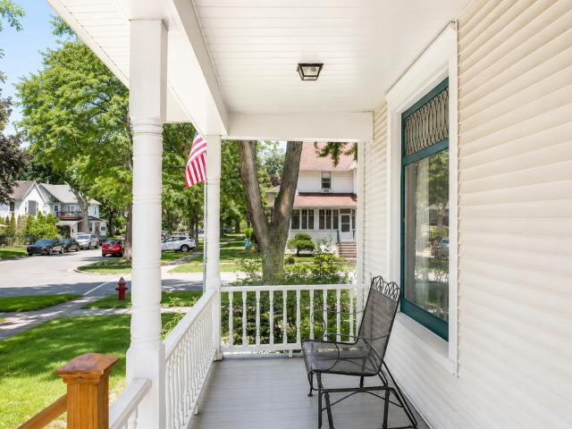 222 W Jackson Street