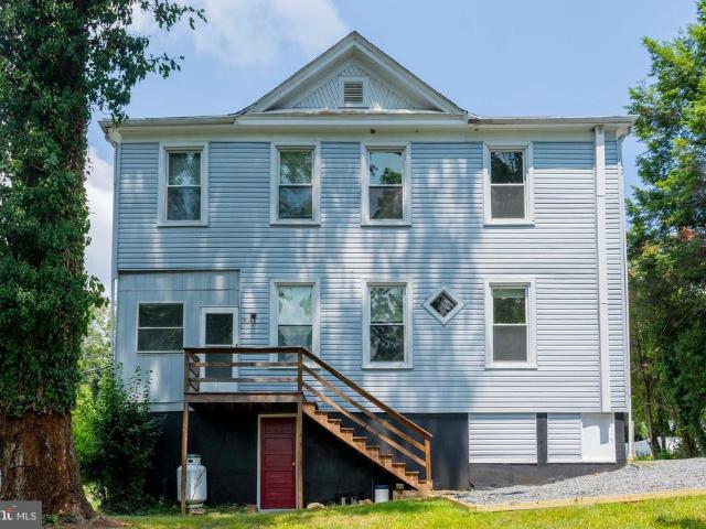 222 W Main Street