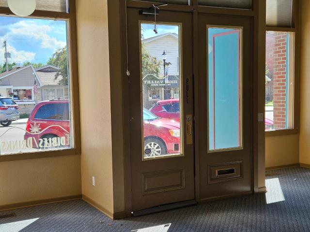 222 W Main Street W