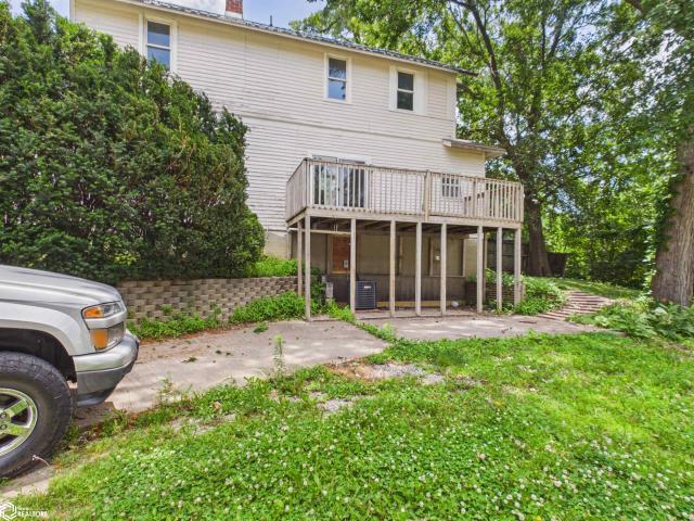 222 W Maple Avenue