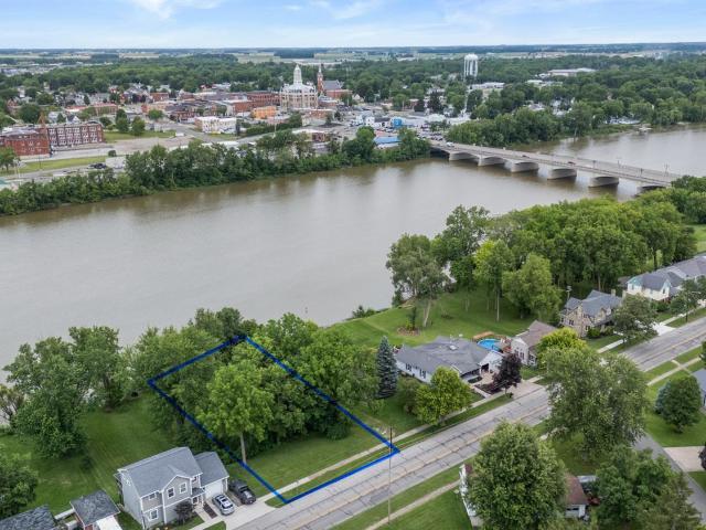 222 W Maumee