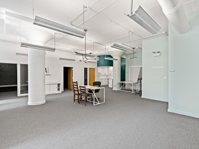 222 W Ontario Street # 200