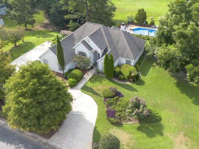 222 Waterford Dr, Bonaire, GA 31005