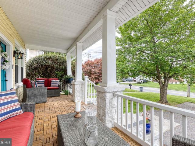 222 Warren Rd, Cockeysville, MD 21030 | MLS #MDBC2160