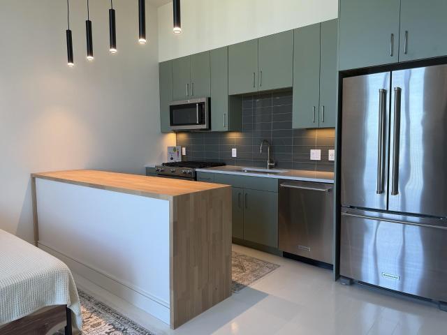 222 West Ave # 3008