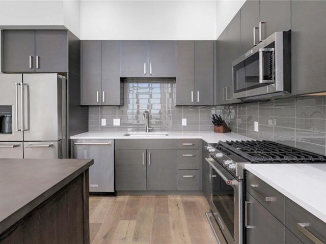 222 West Ave # 3010