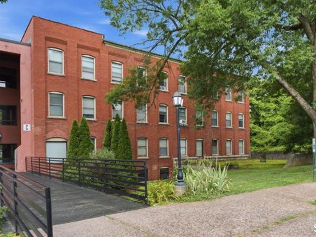 222 Williams St E Apt 228, Glastonbury, CT 06033