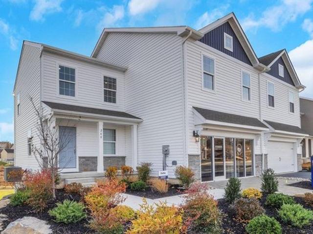 222 Winding Rd, Forks Township, PA 18040