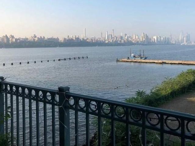 222 The Promenade, Edgewater, NJ 07020