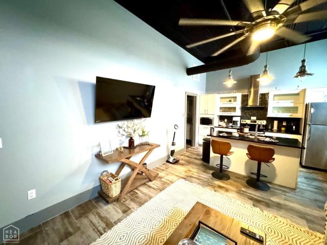 222 Union #3