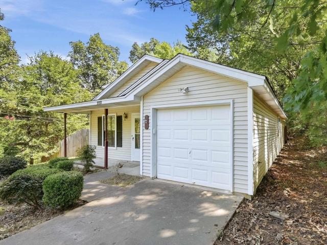 222 Valley View Drive