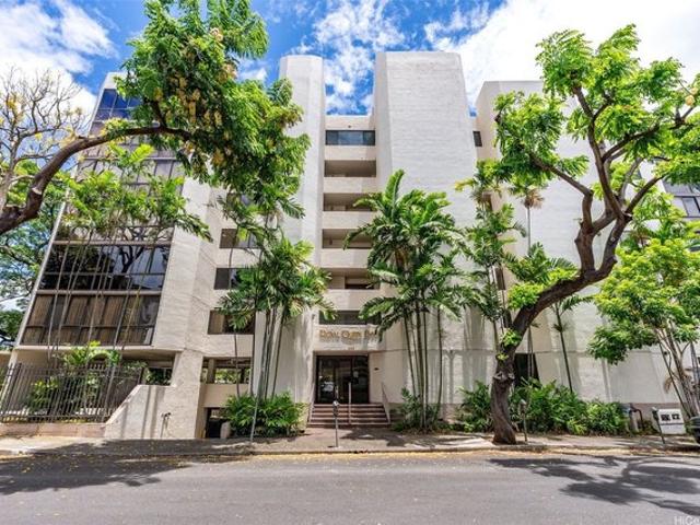 222 Vineyard St Ph 3, Honolulu, HI 96813