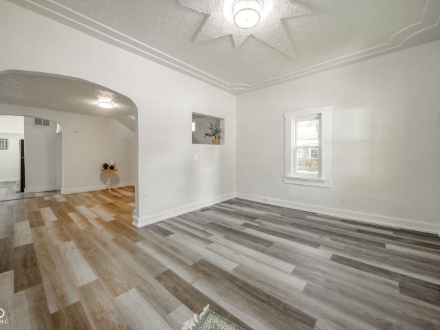 2234 Walnut Street