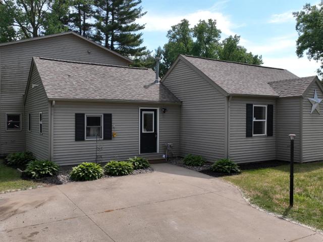 22359 Gratiot Road