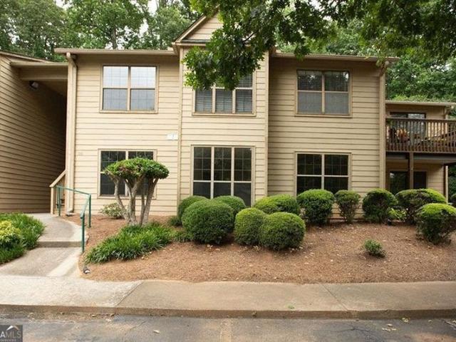 2235 Old Hamilton Pl, Gainesville, GA 30507