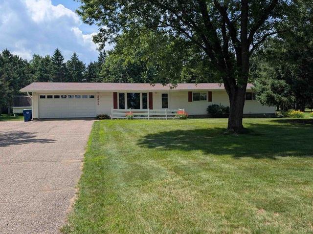 2235 Bluejay Ln, Kronenwetter, WI 54455
