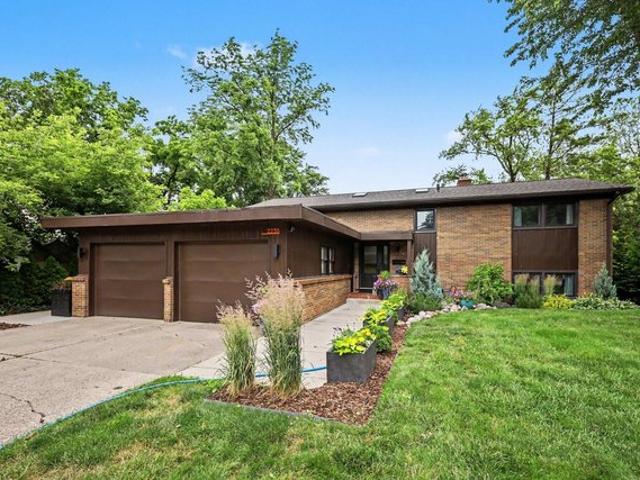 2235 Boston St SE, East Grand Rapids, MI 49506
