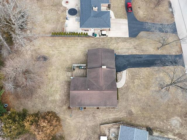 2235 Center Ln, Dixon, IL