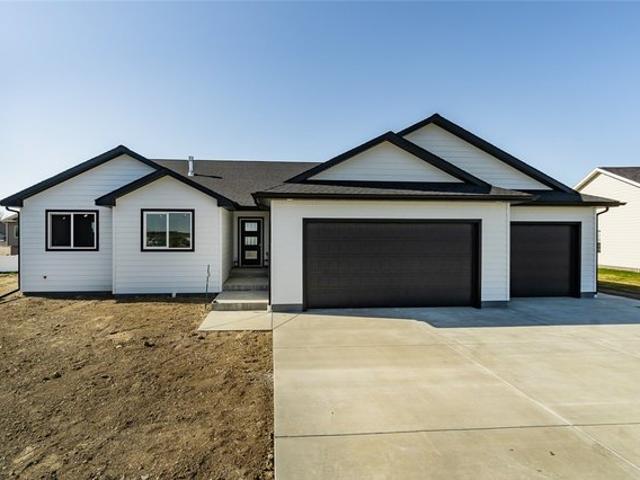 2235 Greenbriar Rd, Billings, MT 59105