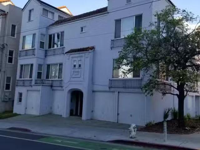 2235 Hearst Ave #5, Berkeley, CA 94709