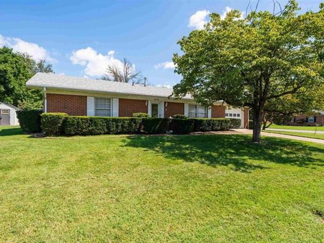 2235 Pensive Ct, Owensboro, KY 42301