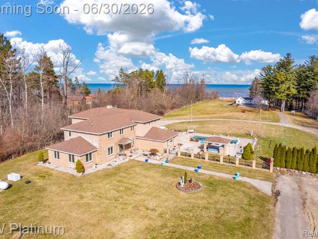2235 S Lakeshore Road