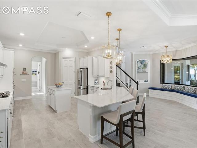 2235 Somerset Pl, Naples, FL