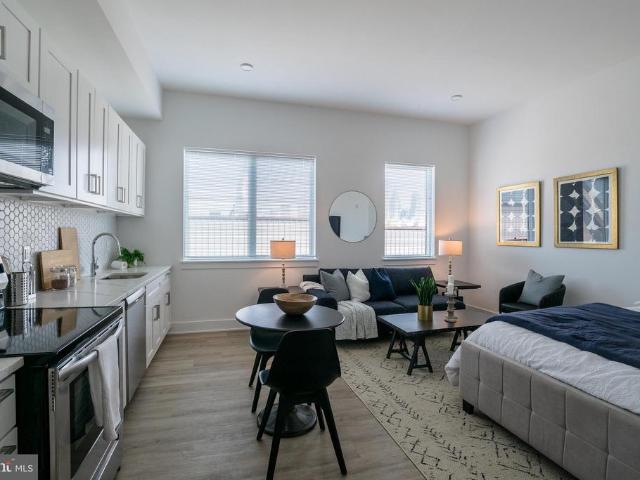 2235 Washington Avenue # 404