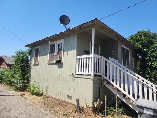 2235 Wilcox