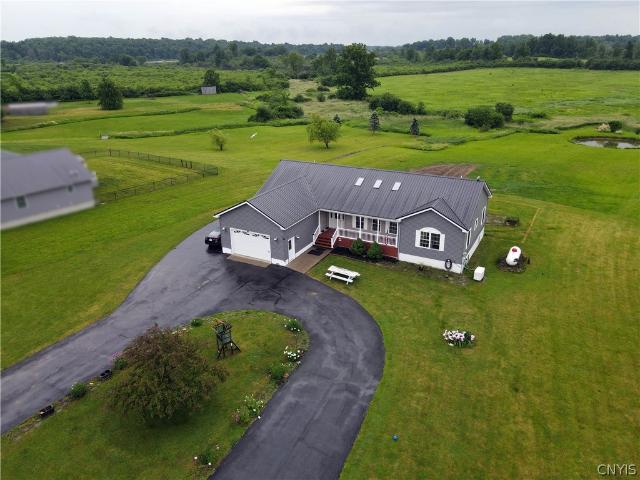 22362 Knowlesville Road