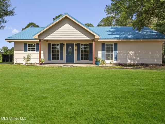 22367 Highway 603, Kiln, MS 39556