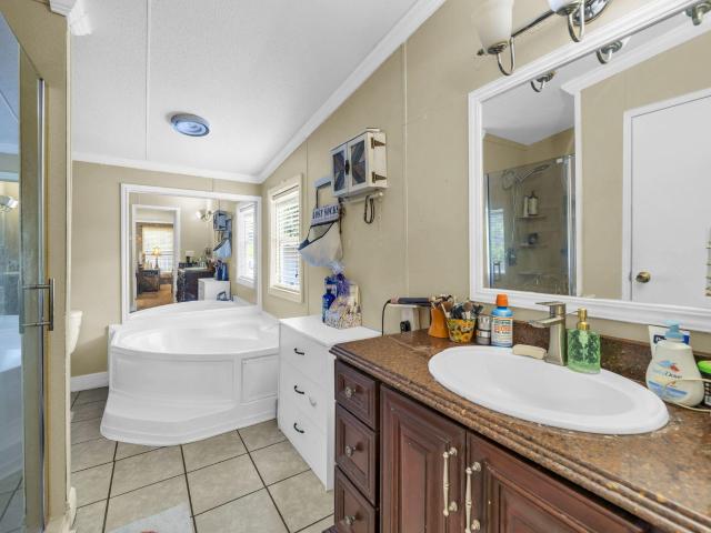2236 Old Jolly Bay Rd, Freeport, FL 32439 | MLS #1003