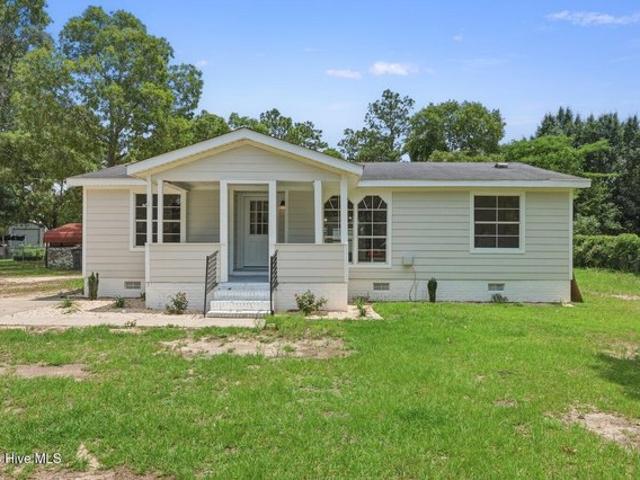 2236 Fennell Rd, Hope Mills, NC 28348
