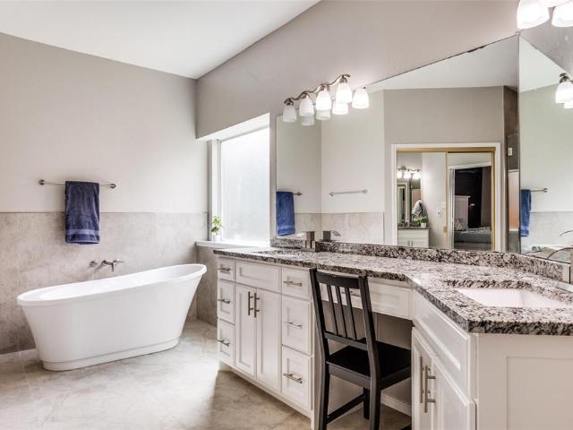 2236 Grinelle Drive